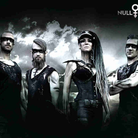 Null Positiv, German metal band with the dynamic Elli Berlin